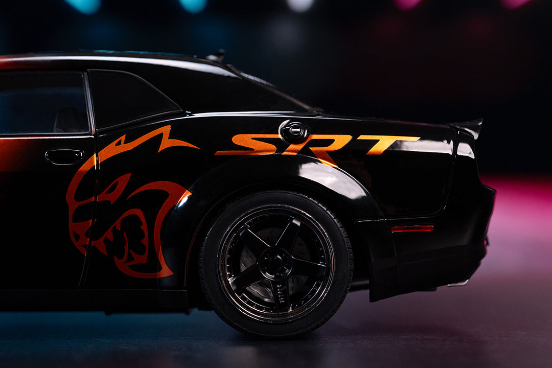 Buy Pink Slips 2015 Dodge Challenger SRT Hellcat, 1:18 Scale Vehicle ...